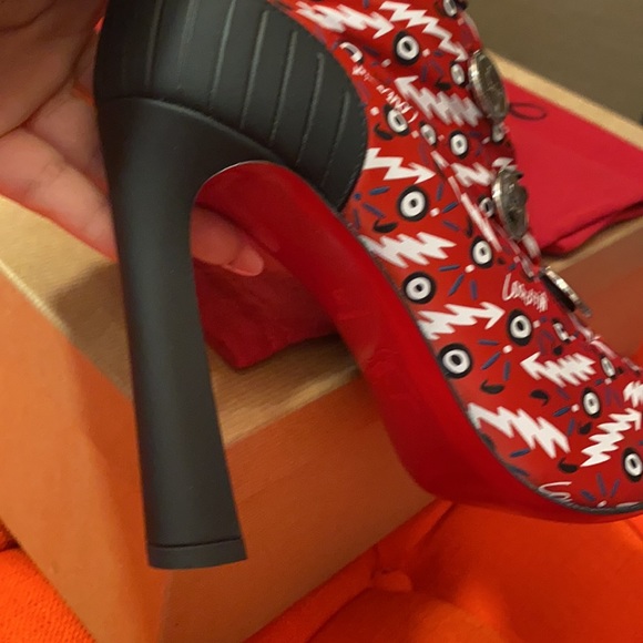Christian Louboutin | Shoes | Christian Loubiton | Poshmark